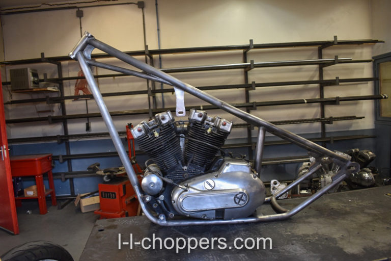 Highneck frame voor de Harley Ironhead Sportster - L&L Choppers